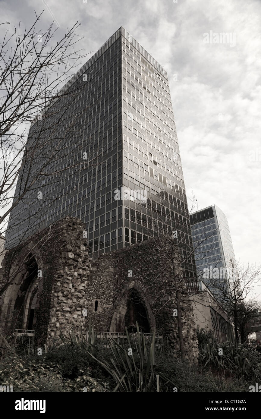 Skyscraper london architecture block hi-res stock photography and ...
