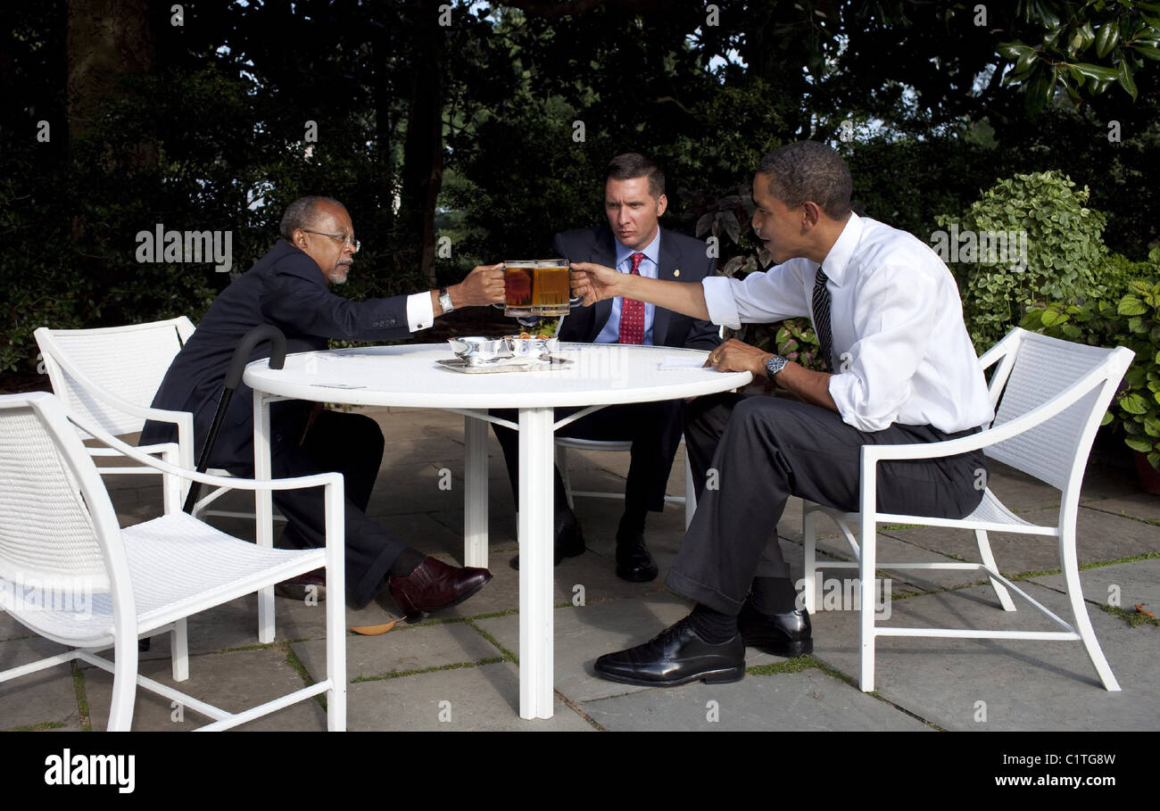 President Barack Obama, Professor Henry Louis Gates Jr. and Sergeant ...