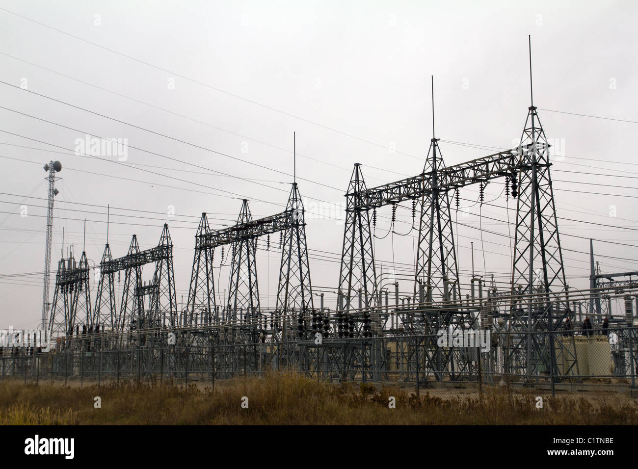 Power pylons hi-res stock photography and images - Alamy
