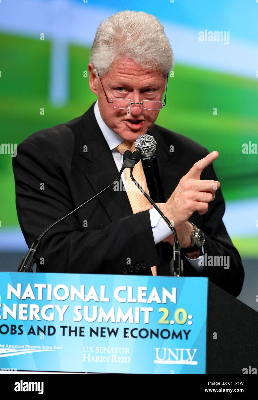 Former U.S. President Bill Clinton National Clean Energy Summit 2.0 at ...