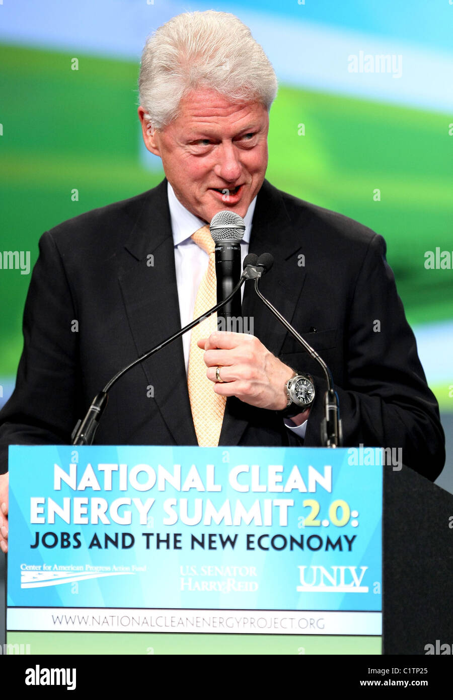 Former U.S. President Bill Clinton National Clean Energy Summit 2.0 at ...