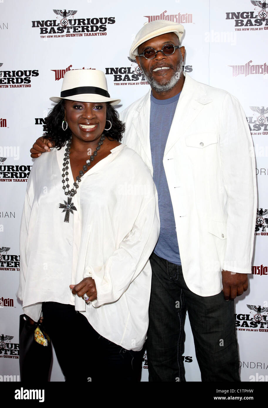 Samuel jackson inglourious basterds los hi-res stock photography and ...