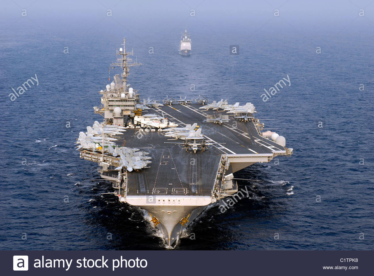 Uss Kitty Hawk Stock Photos & Uss Kitty Hawk Stock Images - Alamy
