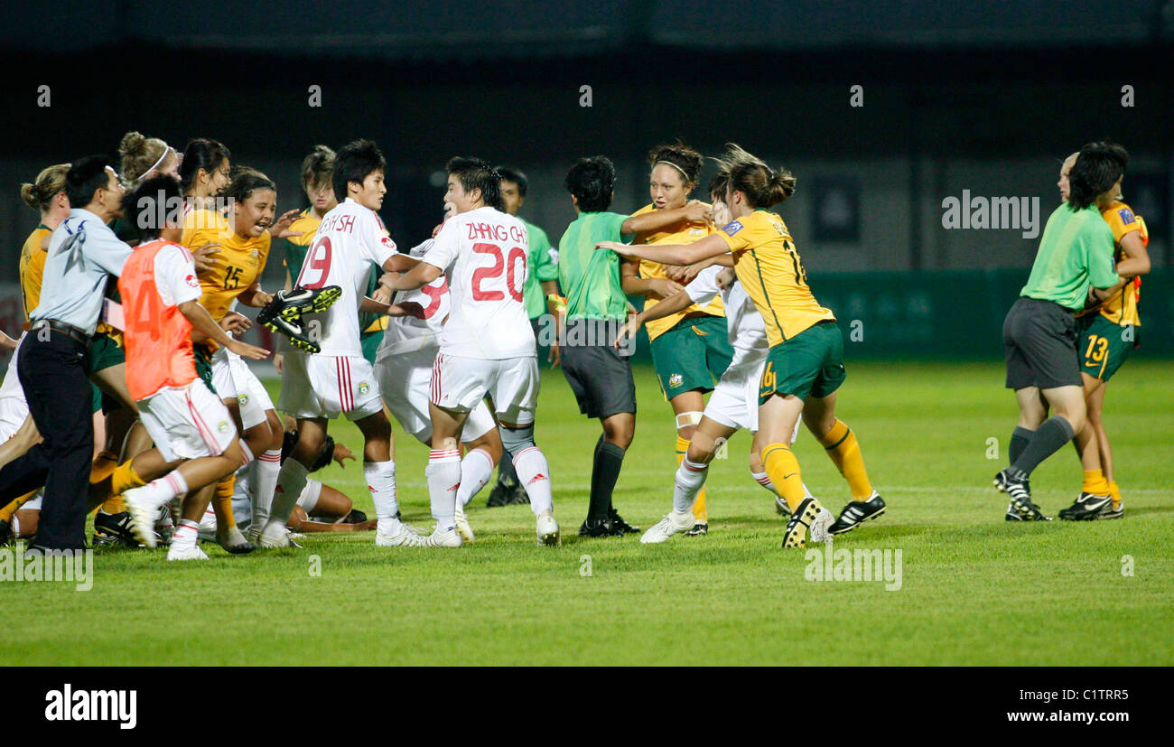 Australian goalkeeper woman hi-res stock photography and images - Alamy