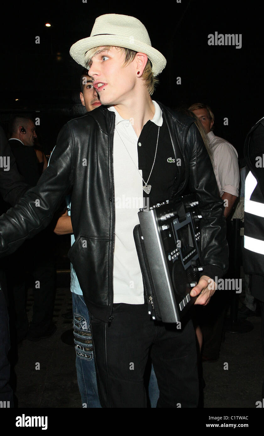 Luke Worrell leaving Whisky Mist nightclub carrying a mixing deck under ...