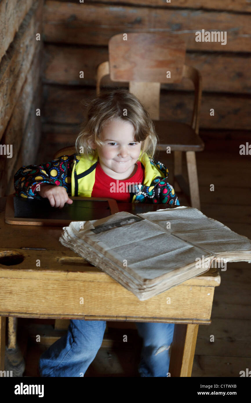 Traditional classroom hi-res stock photography and images - Alamy