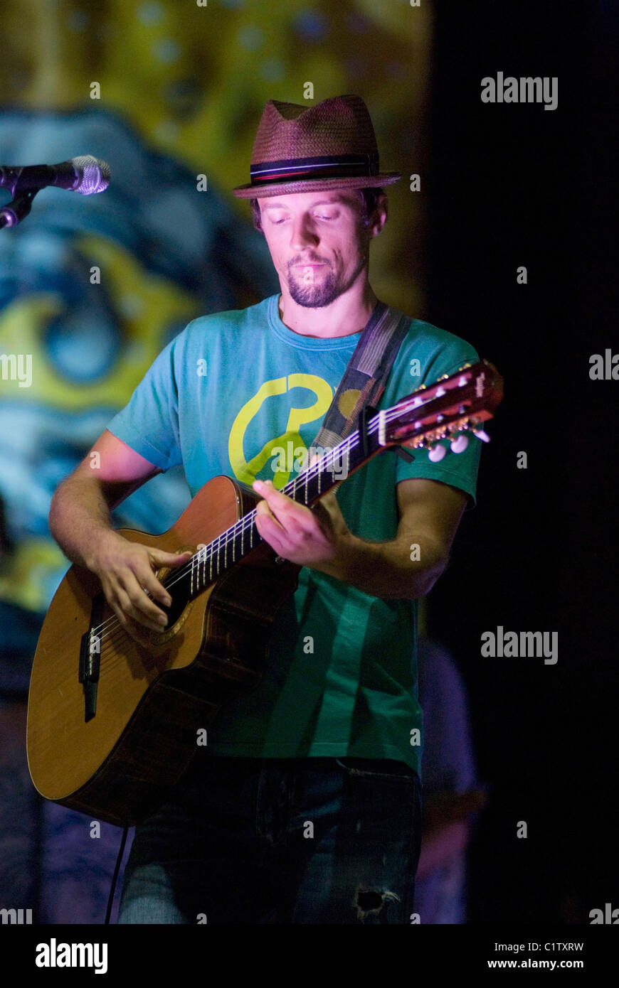 Jason Mraz performing on stage During "The Gratitude Cafe Tour ...