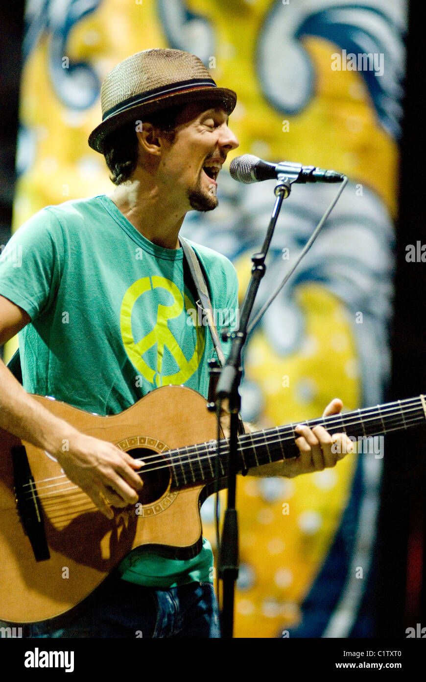 Jason Mraz performing on stage During "The Gratitude Cafe Tour ...