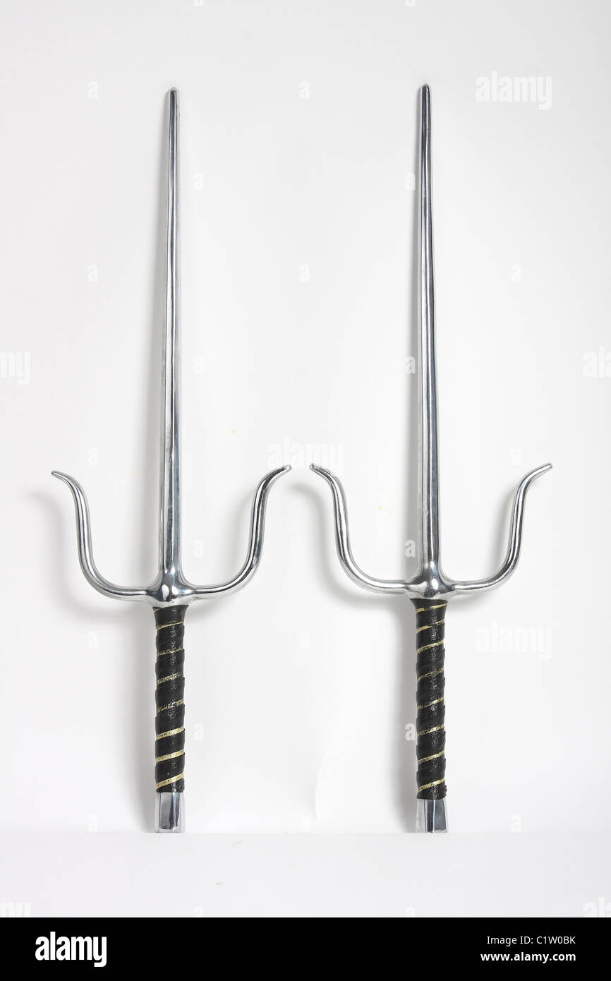 Daggers hi-res stock photography and images - Alamy