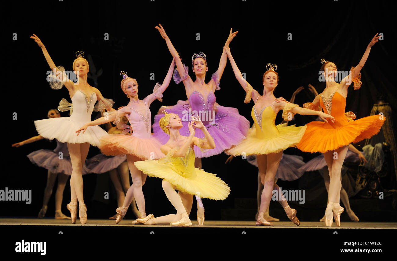 The Mariinsky (Kirov) Ballet & Opera ensemble perform 'Sleeping Beauty ...