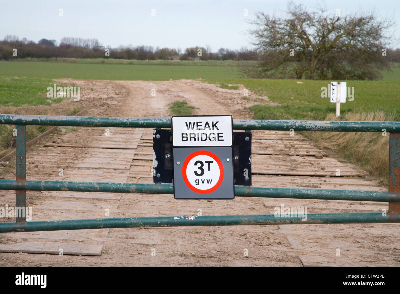 Weak Bridge Sign High Resolution Stock Photography and Images - Alamy