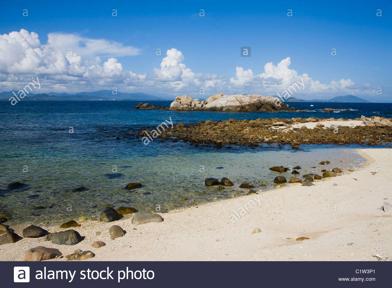 Hainan China Beach Stock Photos & Hainan China Beach Stock Images - Alamy
