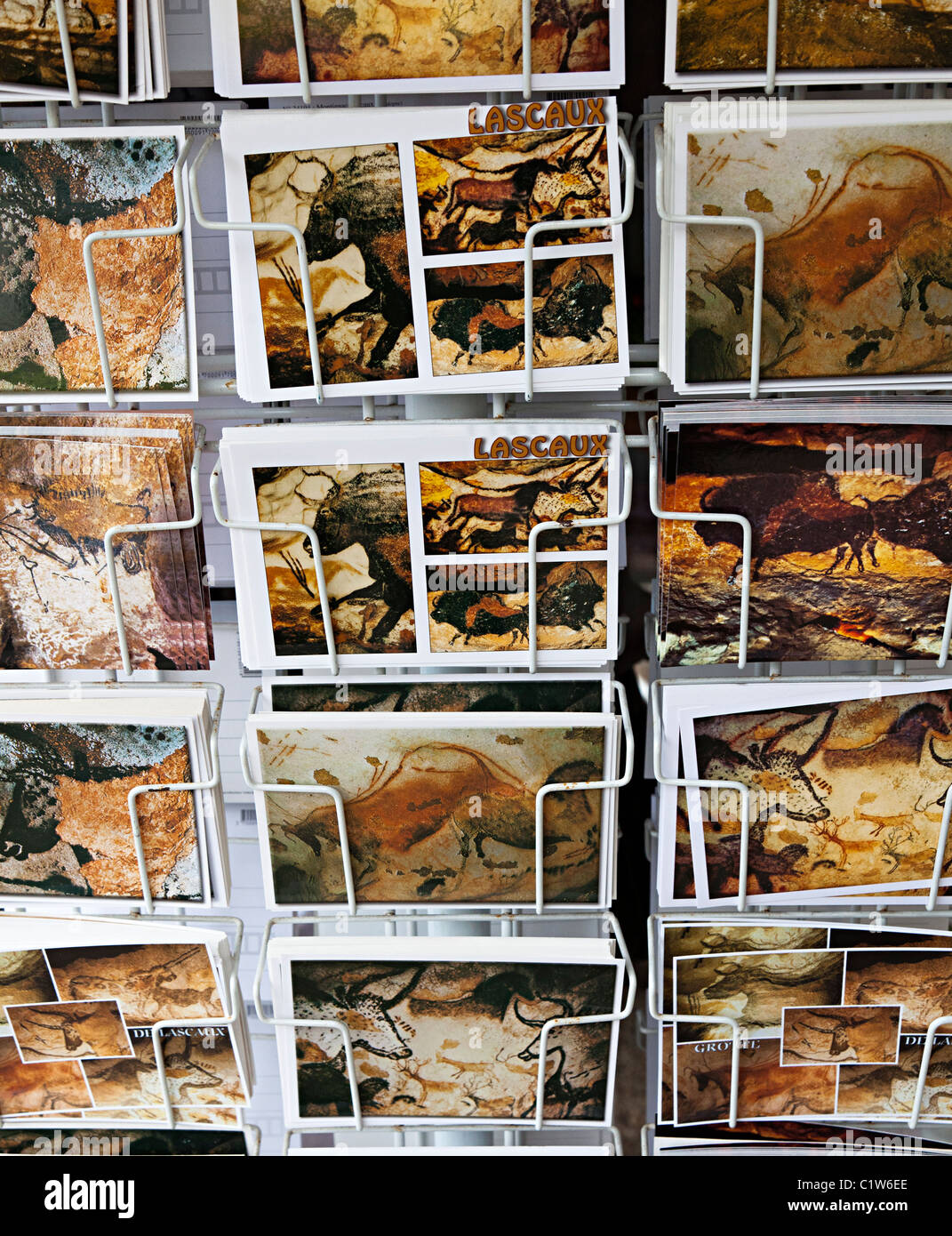 Prehistoric cave painting hi-res stock photography and images - Alamy