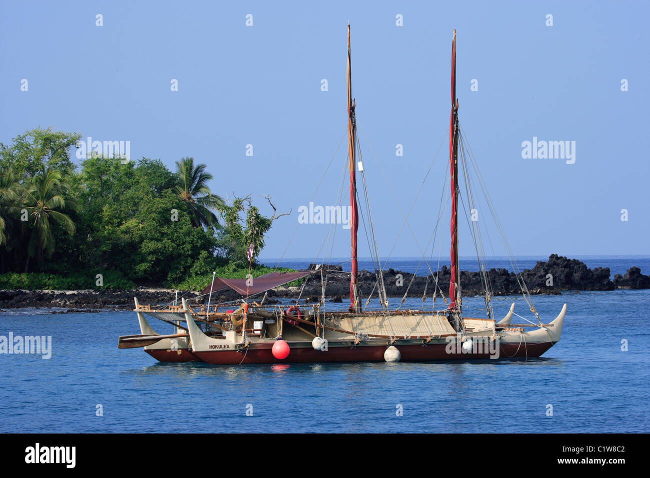 Hawaii, Kealakekua Bay, Hokule'a, most famous of Hawaiian sailing ...