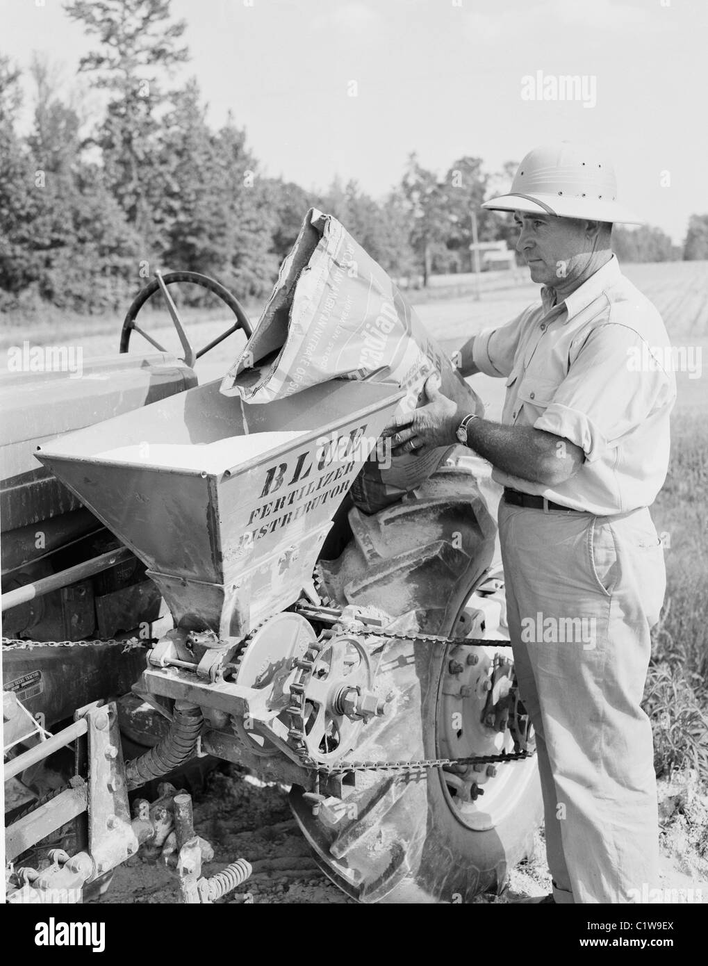 Quarter machine Black and White Stock Photos & Images - Alamy
