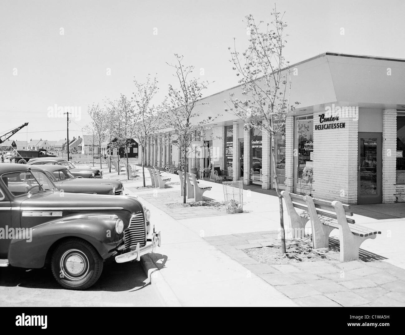 No people outside Black and White Stock Photos & Images - Alamy