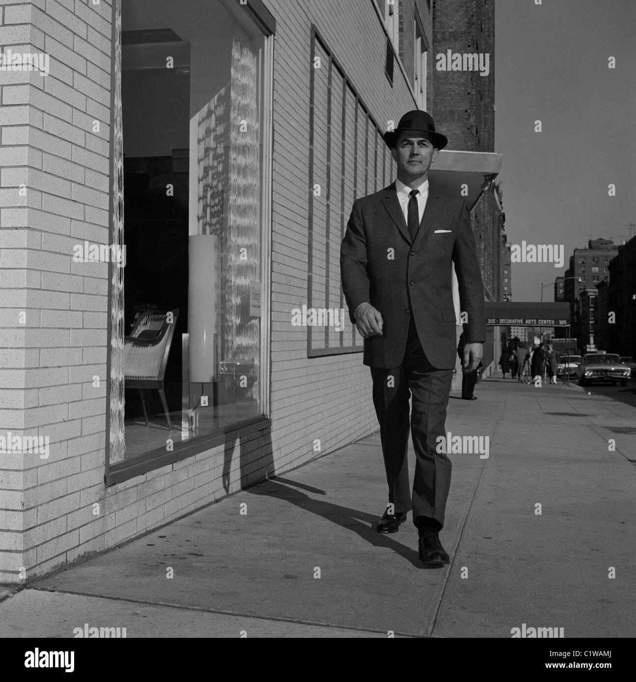 Businessman walking street Black and White Stock Photos & Images - Alamy