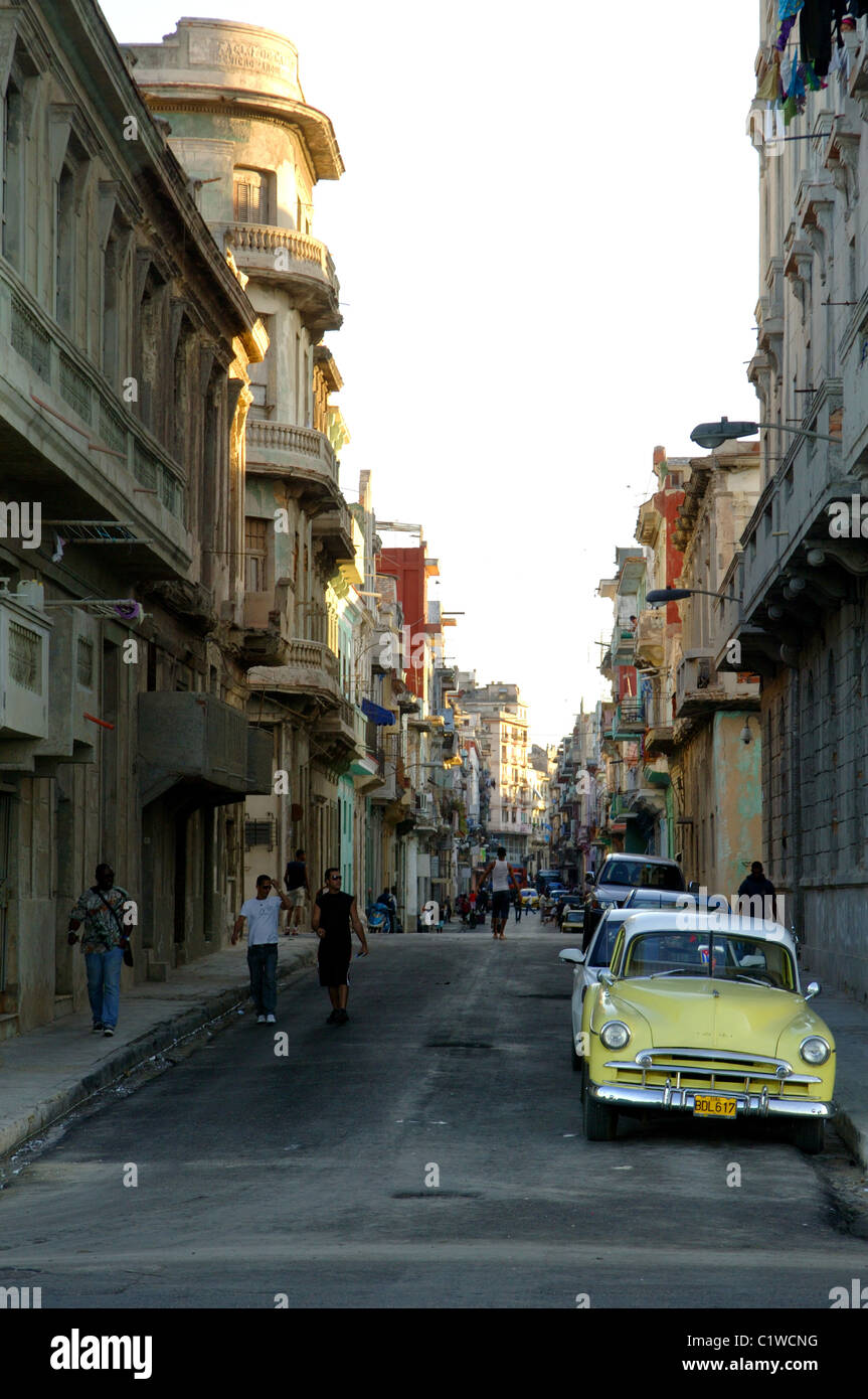 Street scenes and people Havana Cuba Stock Photo - Alamy