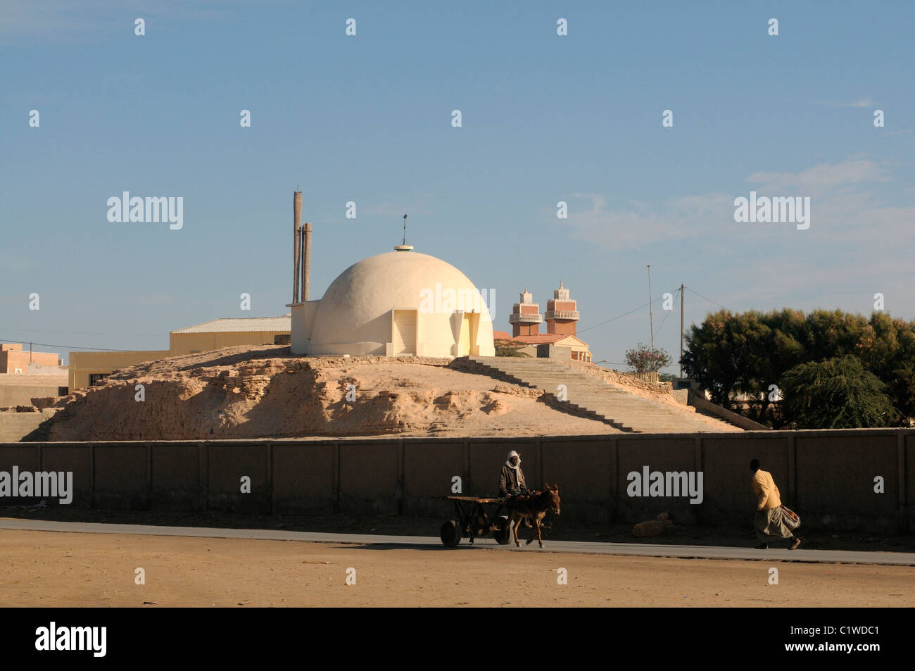 Dome shaped hill hi-res stock photography and images - Alamy