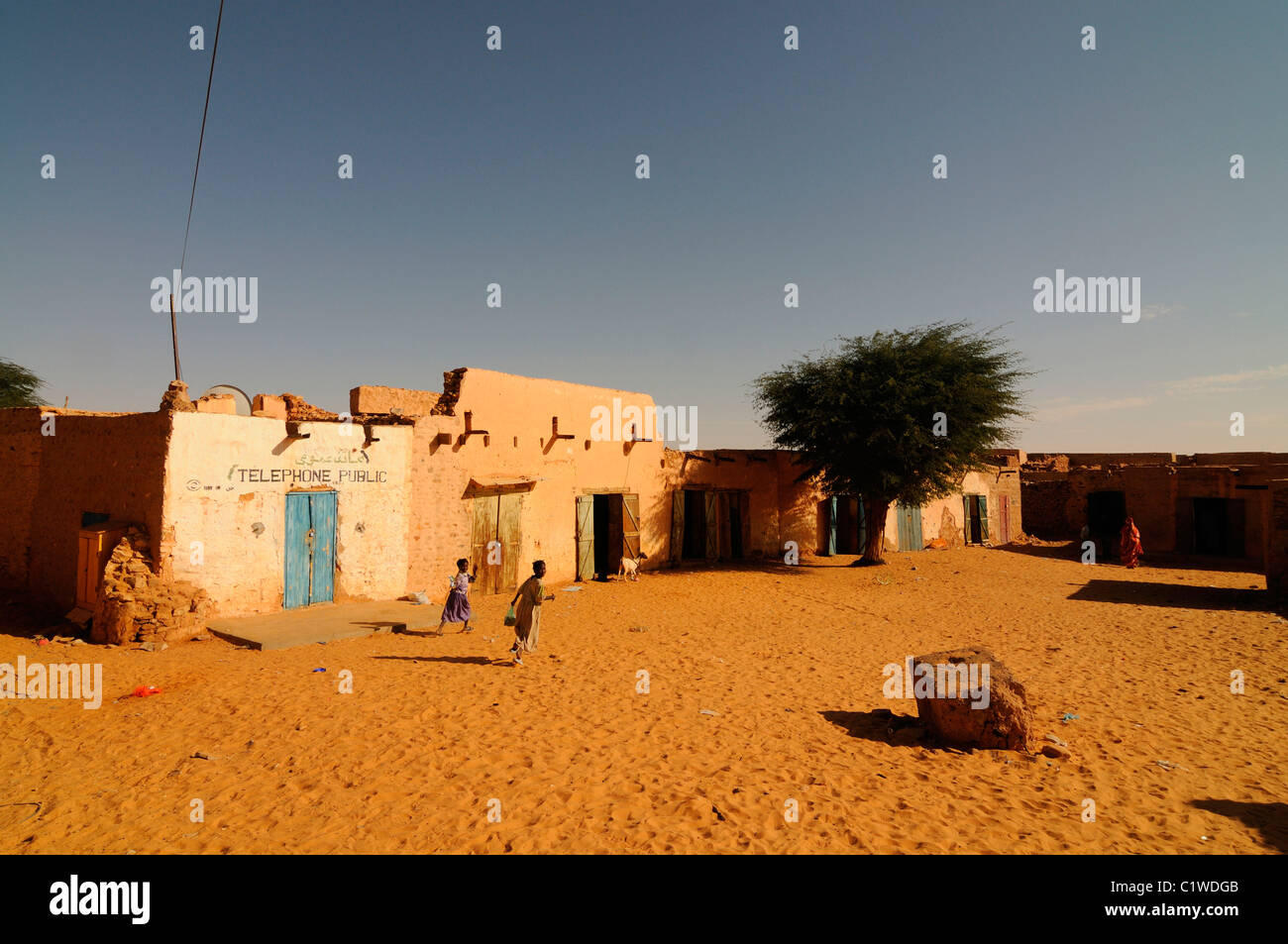 Mauritania, Chinguetti, Town square of Chinguetti, world heritage site ...