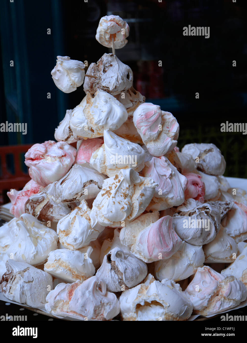 Delicious chocolate meringue cake hi-res stock photography and images ...