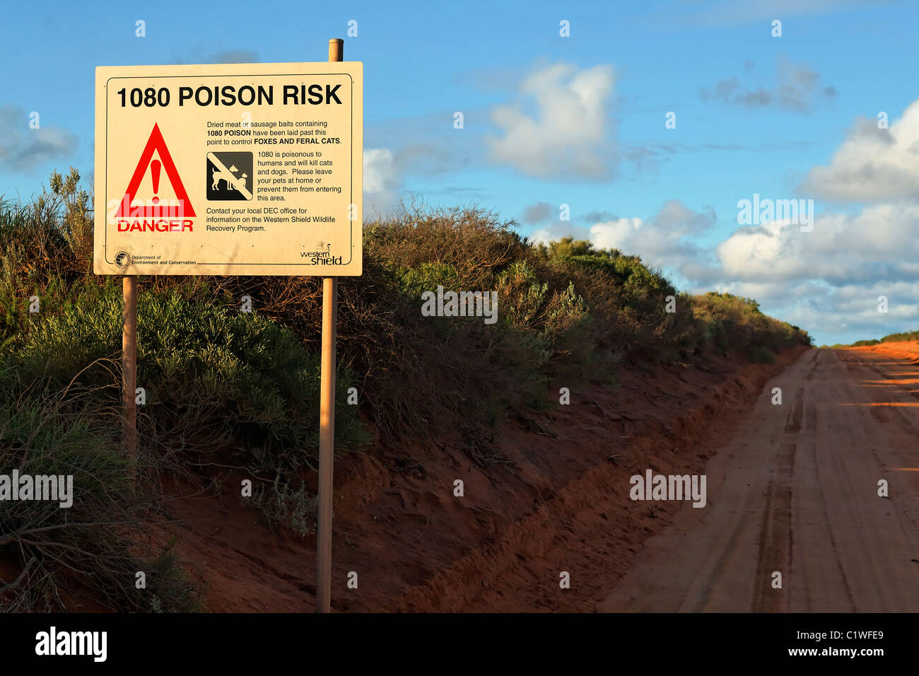 1080 poison sign hi-res stock photography and images - Alamy