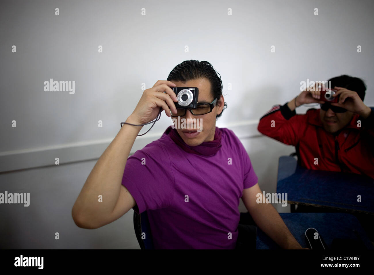 Visually impaired hi-res stock photography and images - Alamy
