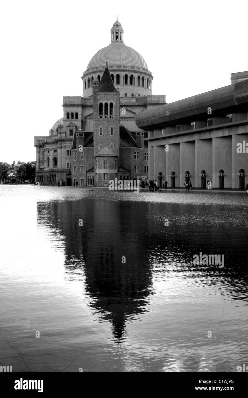 Boston's Christian Science church and Prudential building and the ...