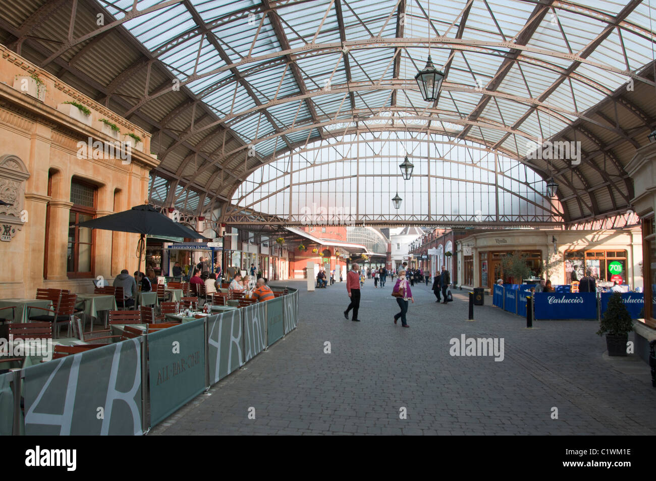 Windsor Royal Shopping Centre, Berkshire. UK Stock Photo - Alamy