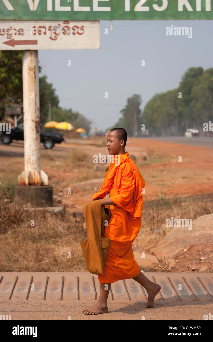 Young Buddhist Monk Stock Photo - Alamy