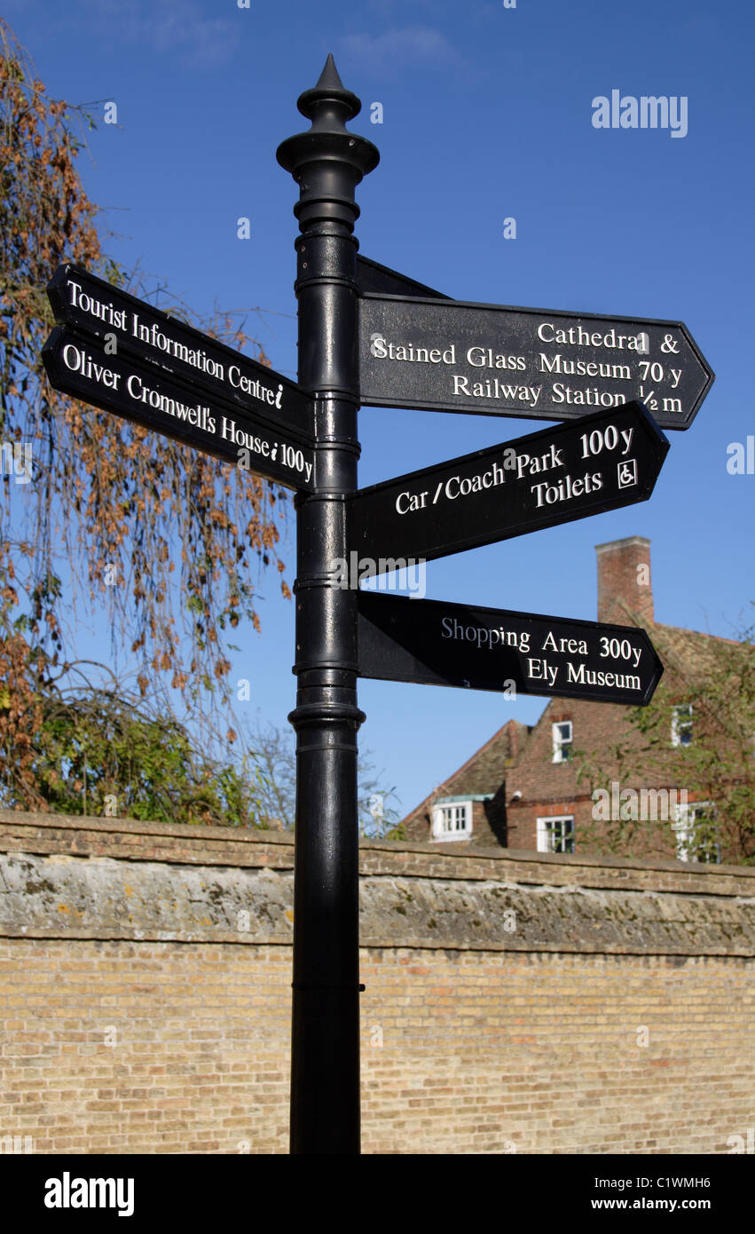 Ely sign hi-res stock photography and images - Alamy