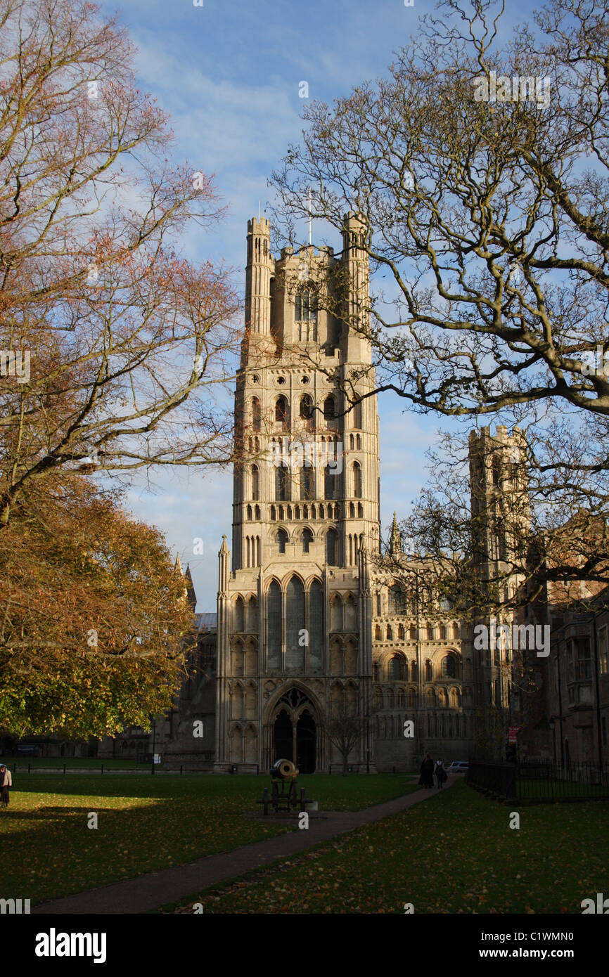 Ely cambridgeshire church churches hi-res stock photography and images ...