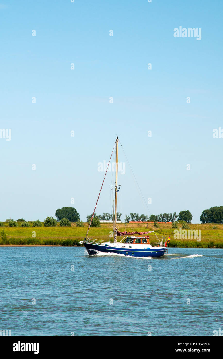 Lek river netherlands holland dutch hi-res stock photography and images ...
