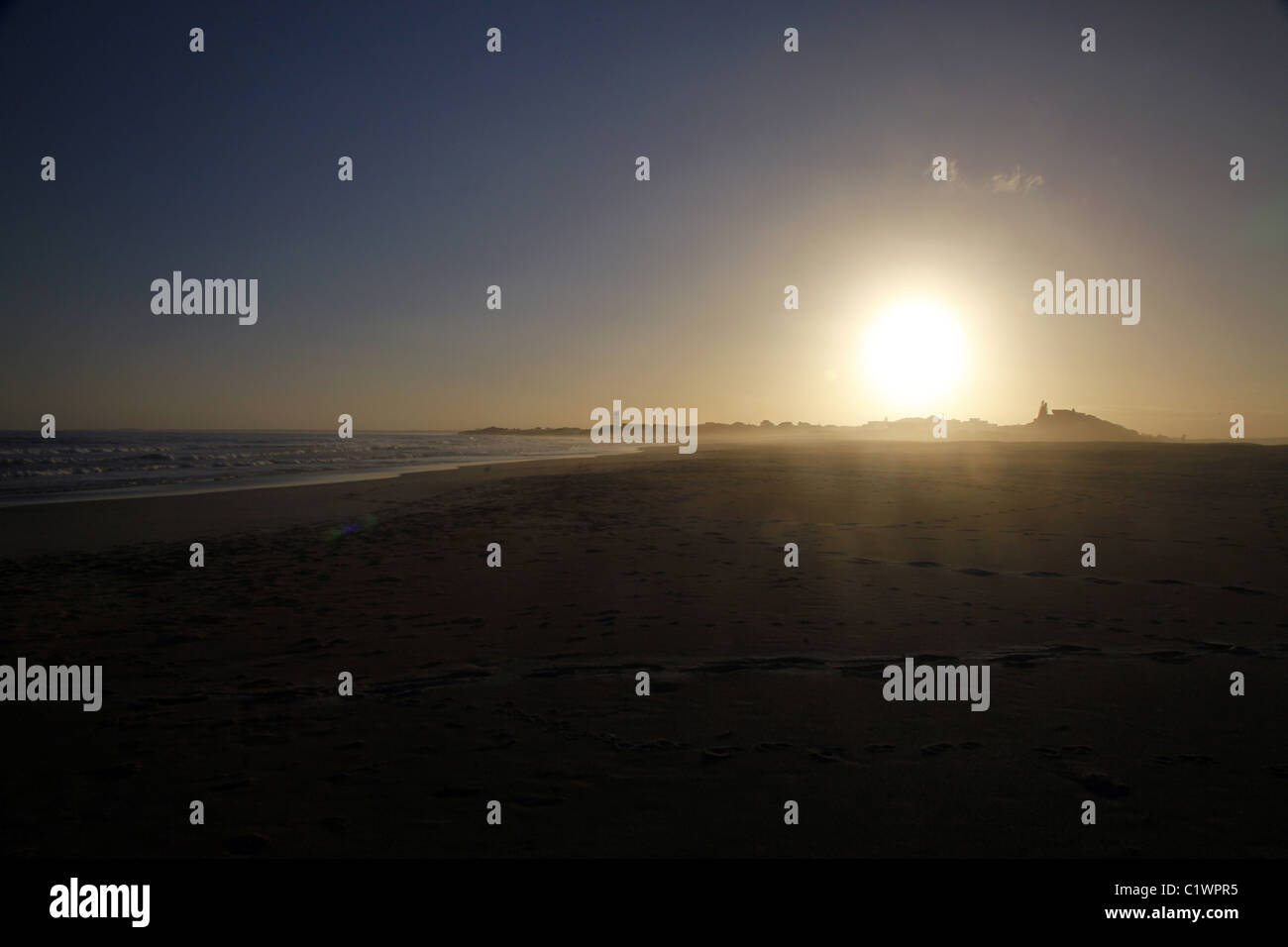 South africa eastern cape sunset hi-res stock photography and images ...