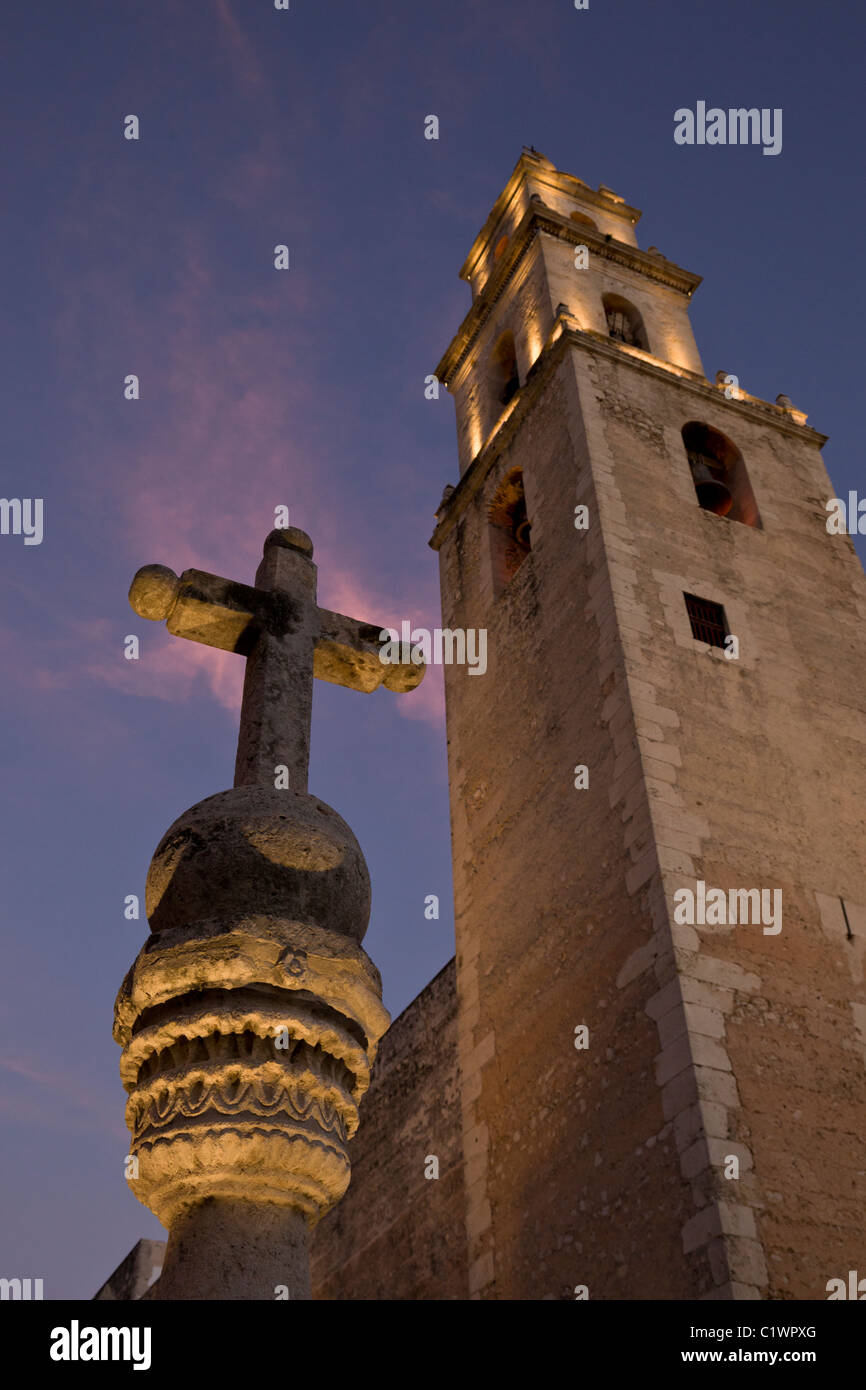 The San Ildefonso Cathedral at dusk in Mérida, the capital and largest ...
