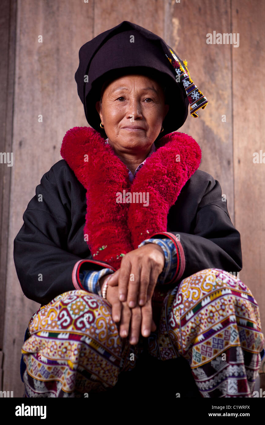 Iu Mien(Yao) hill tribes old woman portrait visit relative weddding ...