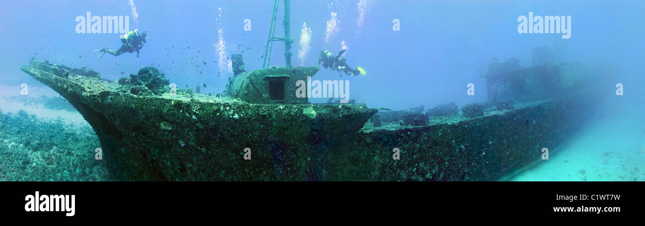 shipwreck of the Stella Maru Stock Photo - Alamy