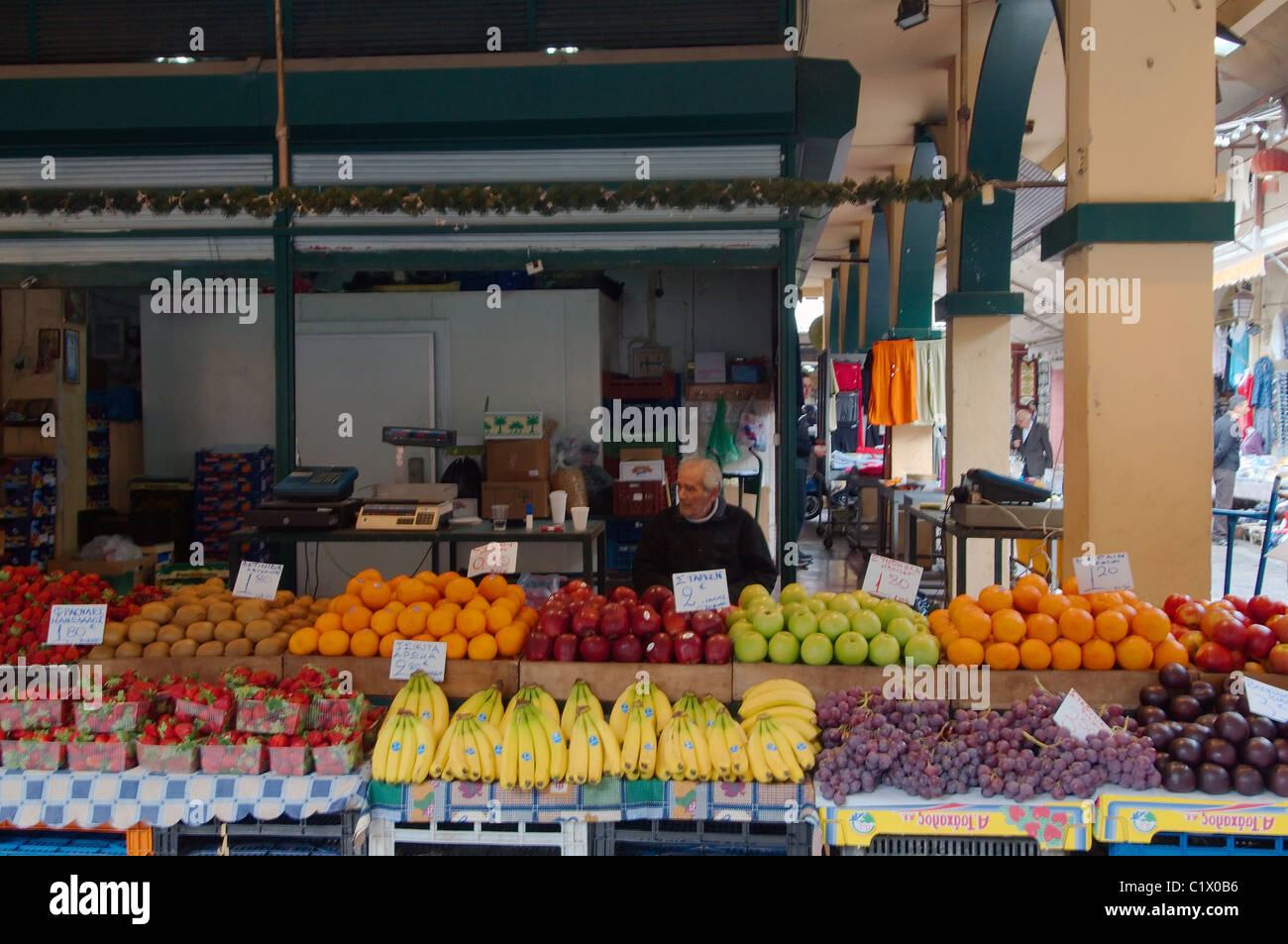 Lifestyle of Greek market Stock Photo - Alamy