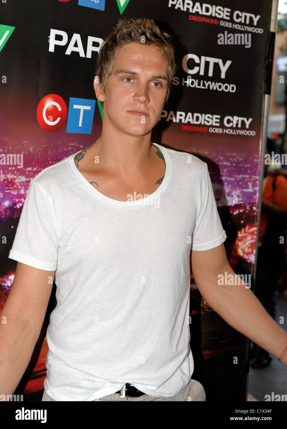 Jason Mewes arriving at the Toronto Premiere of 'Degrassi Goes ...