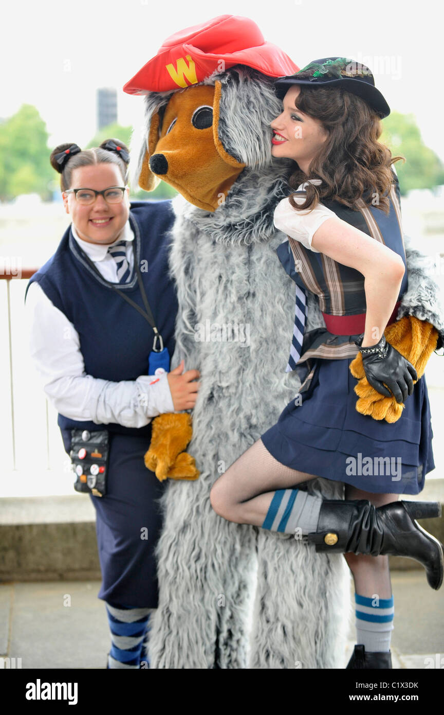 Talulah Riley with a womble on the film set of 'St Trinians: The Legend ...