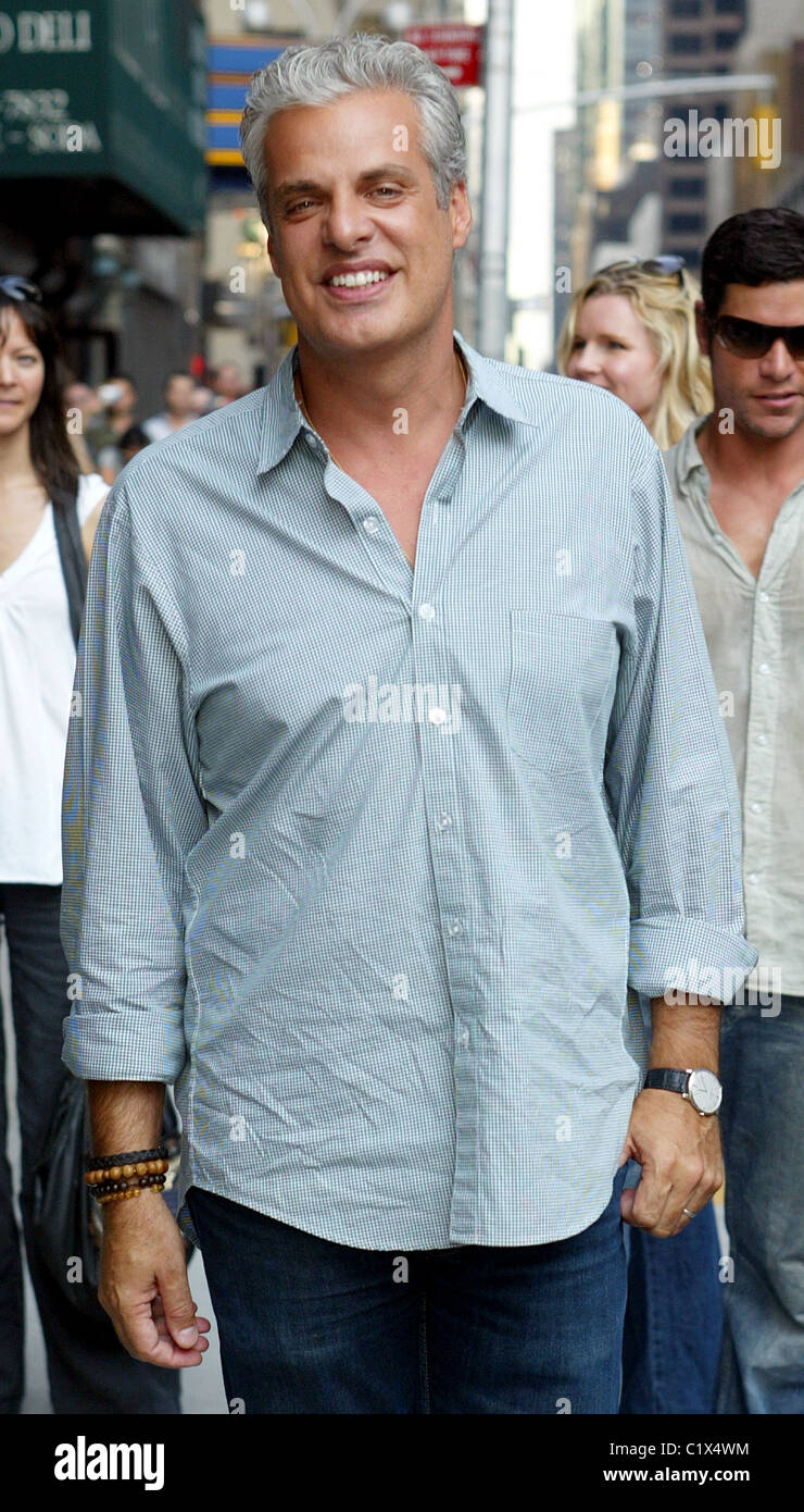 Eric ripert outside hi-res stock photography and images - Alamy