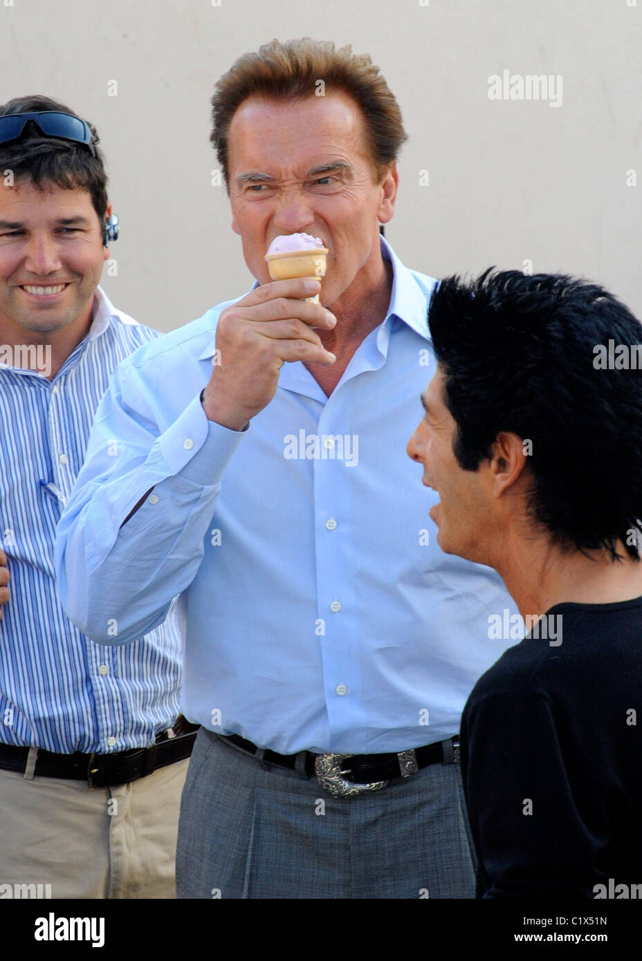 Governor of California Arnold Schwarzenegger makes his way home after ...