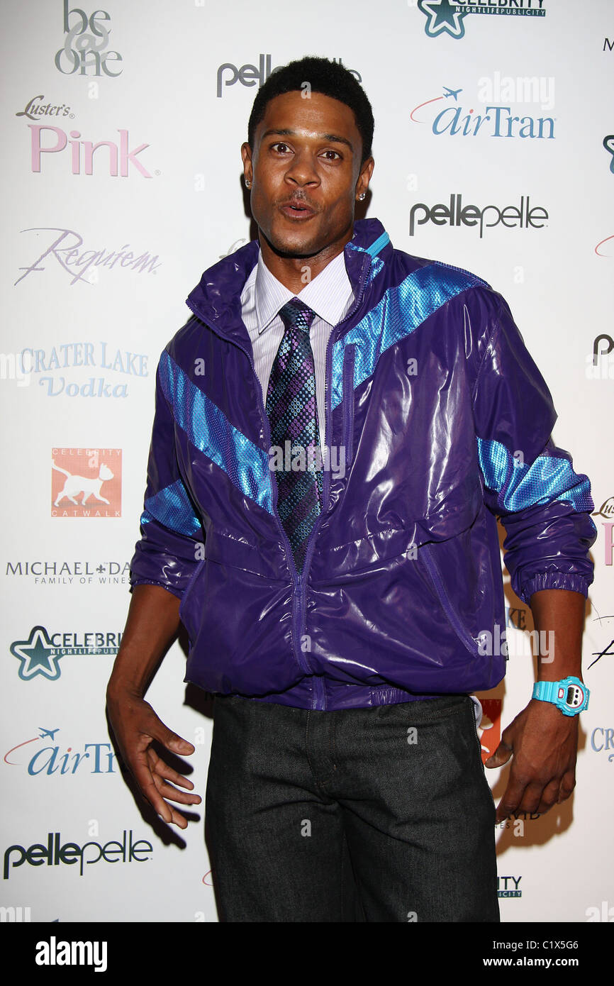 Pooch Hall Celebrity Catwalk 2009 benefiting National Animal Rescue at ...
