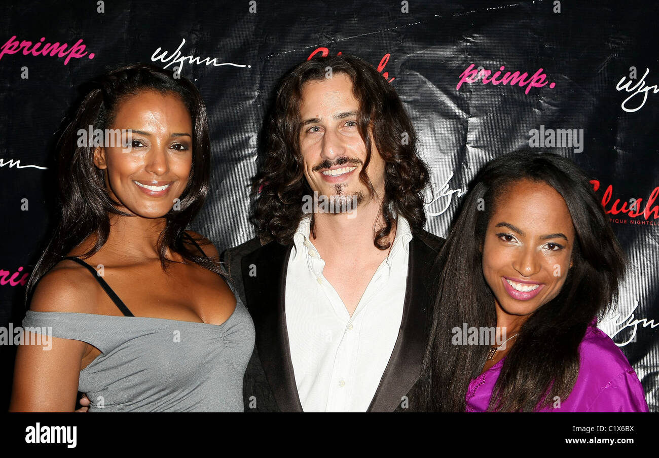 Ella Thomas, Greg Lorder and Wells Butler Primp Clothing Party at Blush ...