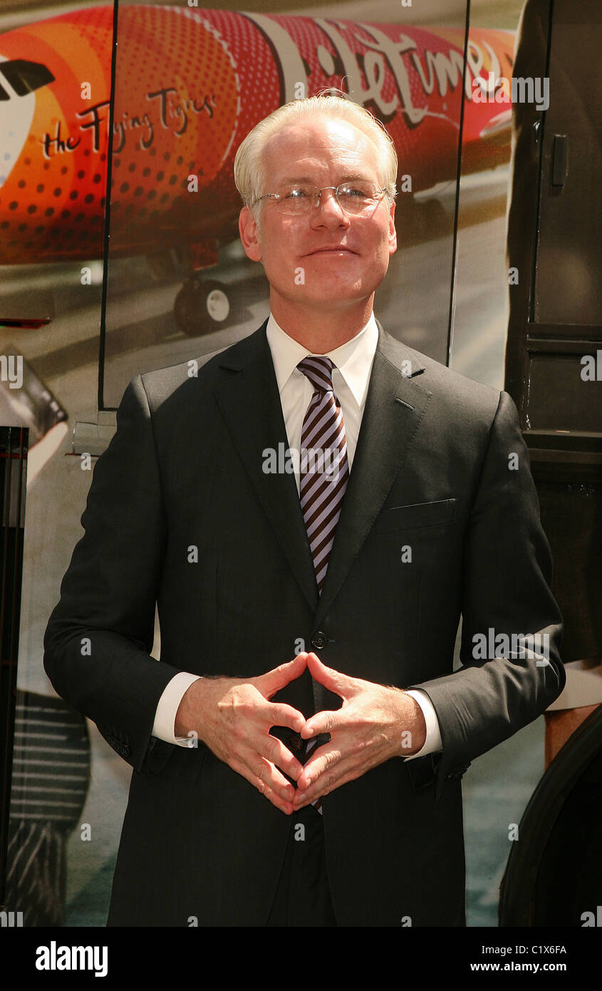 Tim Gunn of 'Project Runway' and models from the all-new 'Models of the ...