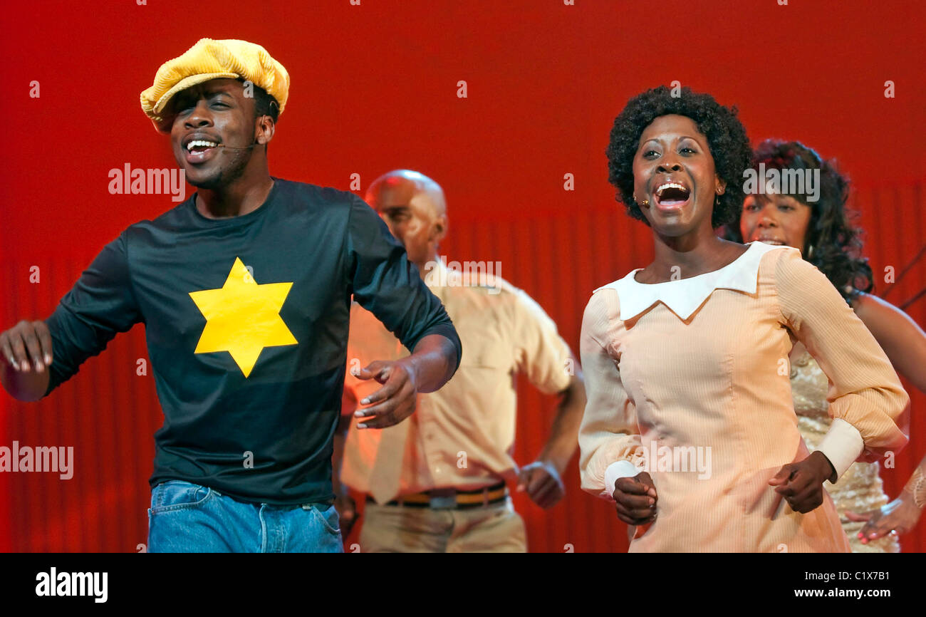 Cast The opening performance of the smash hit musical 'The Harder They ...