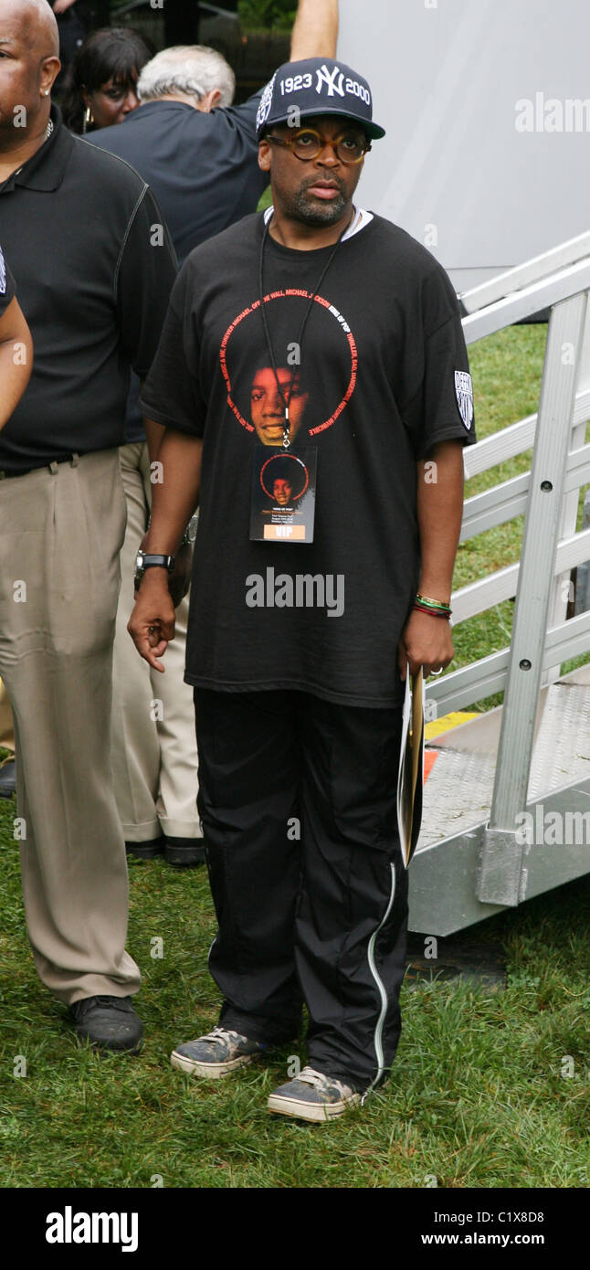 Spike Lee Michael Jackson's 51st Birthday Celebration hosted by Spike ...
