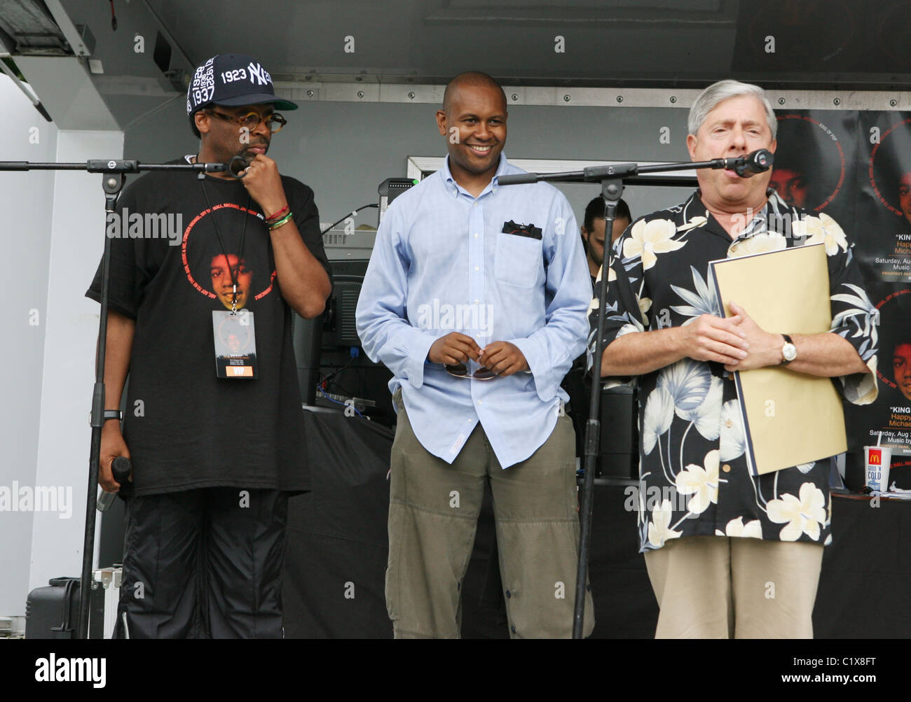 Spike lee michael jackson hi-res stock photography and images - Alamy