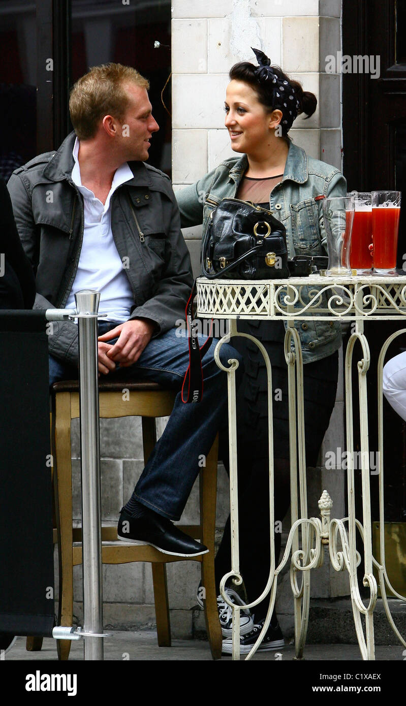 Natalie Cassidy and boyfriend Ben Porter stop at a bar for some drinks. London, England - 30.08. ...