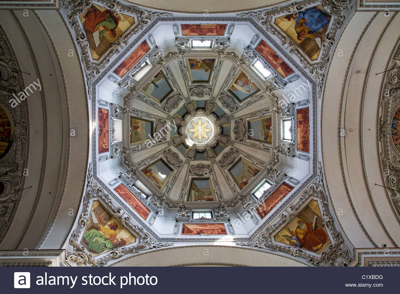 Cathedral Dome Ceiling High Resolution Stock Photography and Images - Alamy
